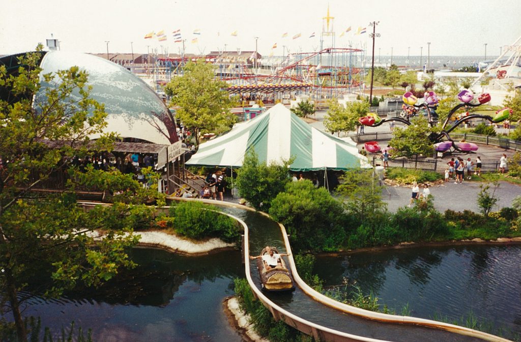 Number 1 Water Park on the Eastern Shore Jolly Roger OC History